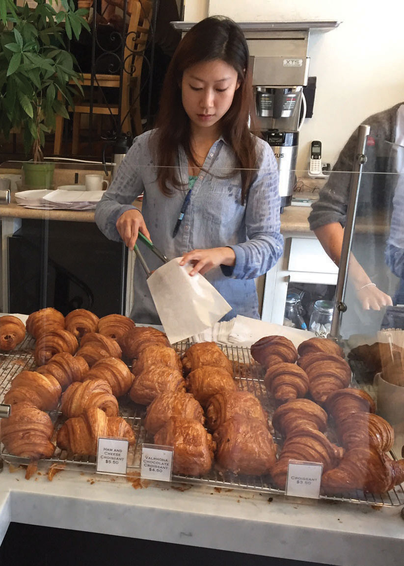 Love at first bite | The Broadview